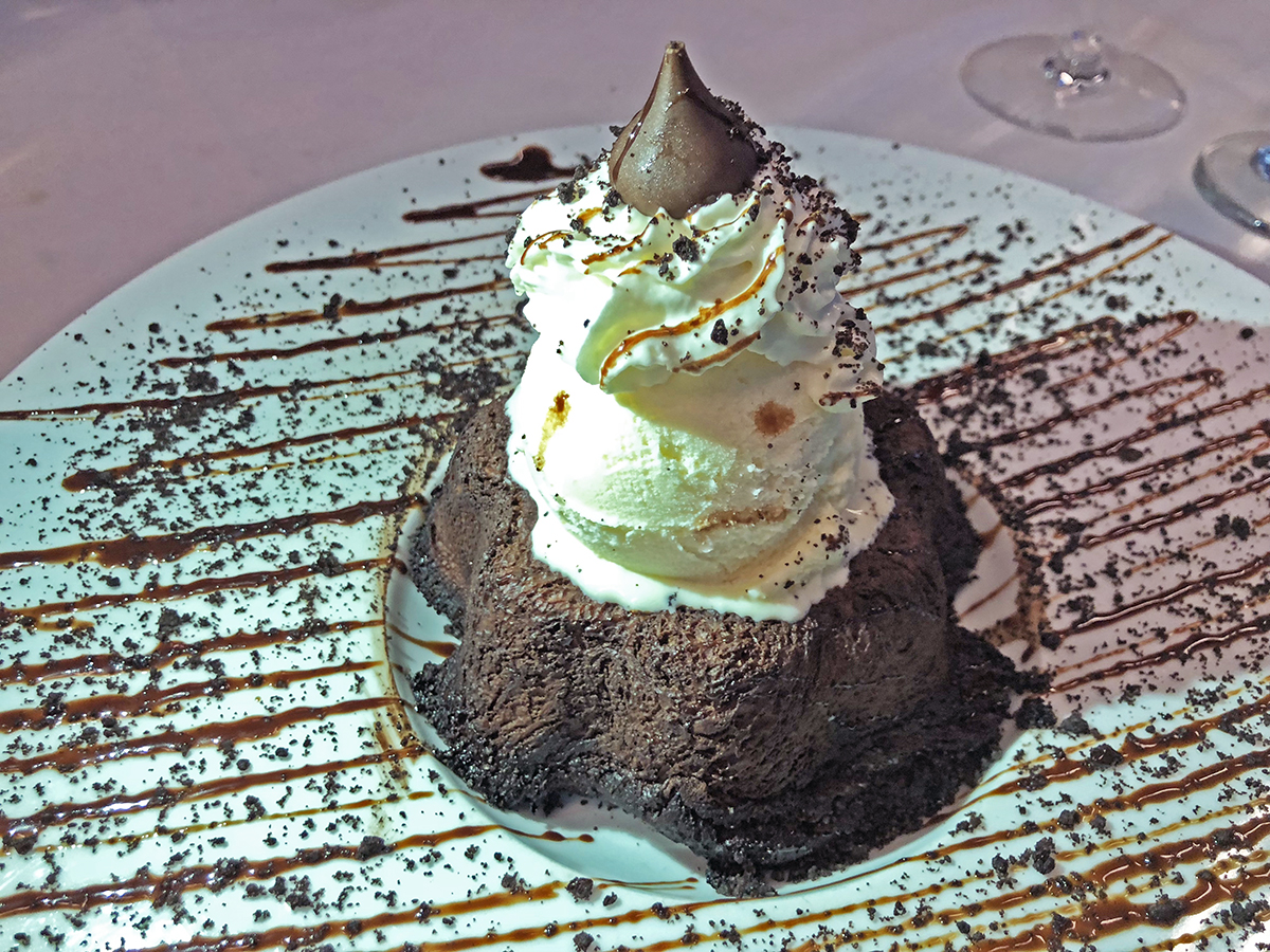 Fifi's Seafood, Miami Beach, Florida, USA - El Exquisito